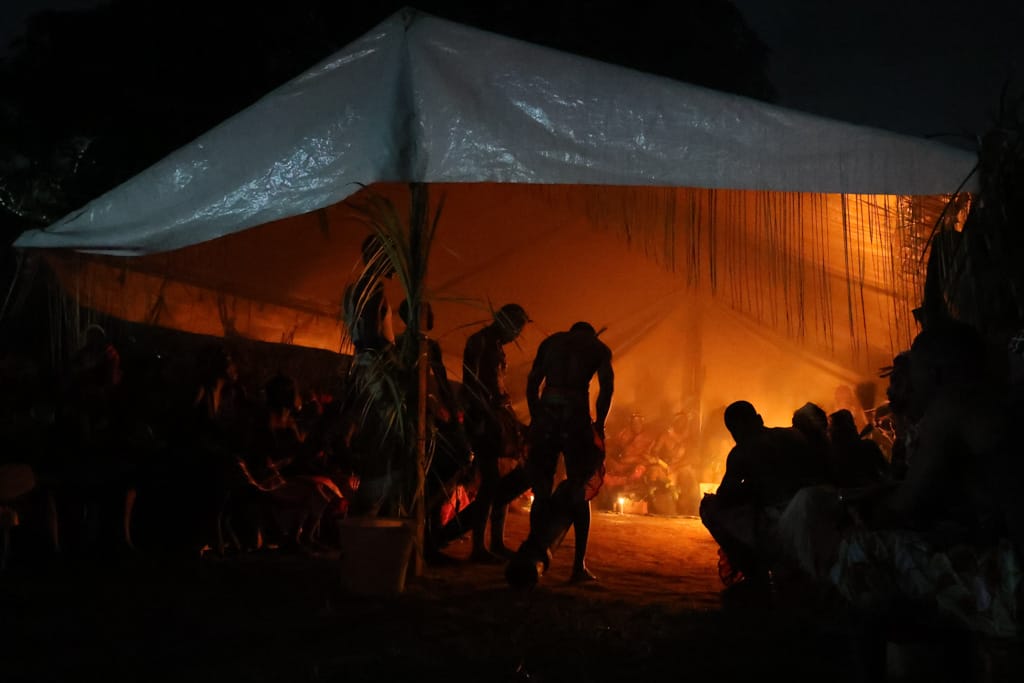The night of the Bwiti in Gabon, a world that does not sleep.